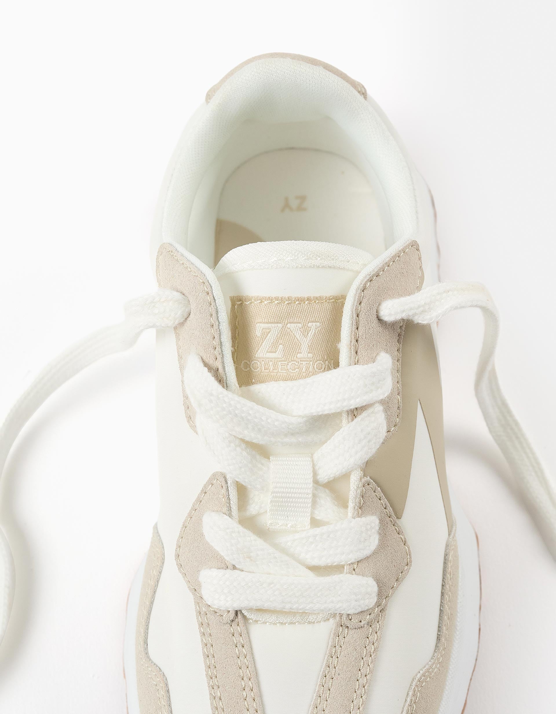 Combined trainers with laces Superlight Runner for girls, white/beige ...